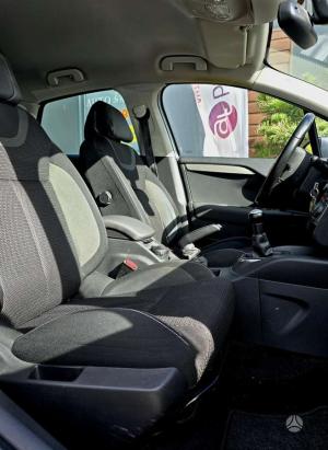 Grey Citroen C4 2017 in Taurage, with an engine capacity of 1.20 L and mileage of 58 thousand km for 3000 €, photo 20 on AUTOMOTO.COM.LV