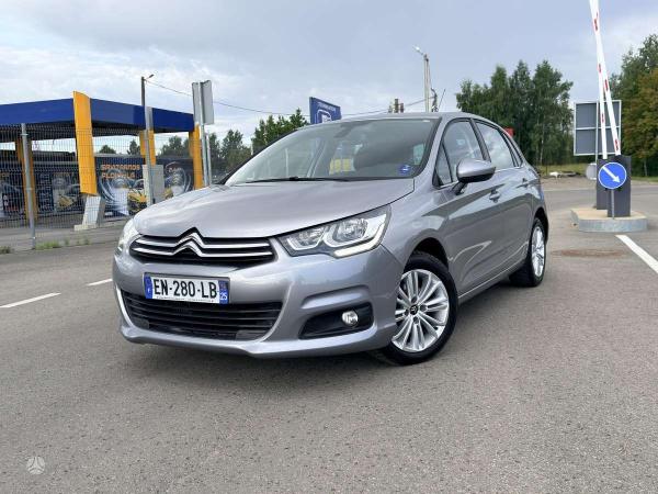 Pelēks Citroen C4 2017 Panevēža, ar dzinēja tilpumu 1.20 L un nobraukumu 112 tūkst. km par 6990 €, foto 1 vietnē AUTOMOTO.COM.LV