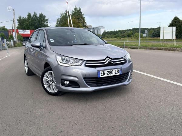 Pelēks Citroen C4 2017 Panevēža, ar dzinēja tilpumu 1.20 L un nobraukumu 112 tūkst. km par 6990 €, foto 4 vietnē AUTOMOTO.COM.LV