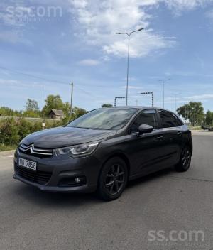 Grey Citroen C4 2017 in Daugavpils, with an engine capacity of 1.60 L and mileage of 270 thousand km for 4950 €, photo 3 on AUTOMOTO.COM.LV