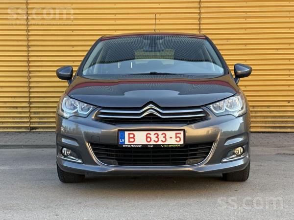 Grey Citroen C4 2018 in Ogre, with an engine capacity of 1.40 L and mileage of 137 thousand km for 7799 €, photo 2 on AUTOMOTO.COM.LV