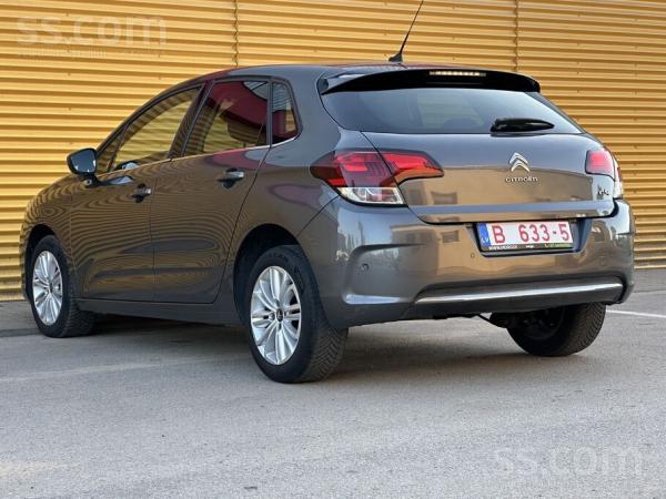 Grey Citroen C4 2018 in Ogre, with an engine capacity of 1.40 L and mileage of 137 thousand km for 7799 €, photo 4 on AUTOMOTO.COM.LV
