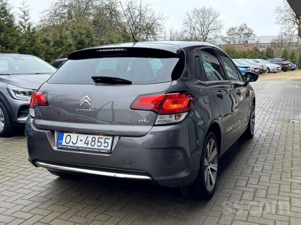 Pelēks Citroen C4 2018 Rīga, ar dzinēja tilpumu 1.20 L un nobraukumu 167 tūkst. km par 7400 €, foto 3 vietnē AUTOMOTO.COM.LV