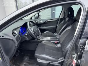 Grey Citroen C4 2018 in Riga, with an engine capacity of 1.20 L and mileage of 167 thousand km for 7400 €, photo 14 on AUTOMOTO.COM.LV