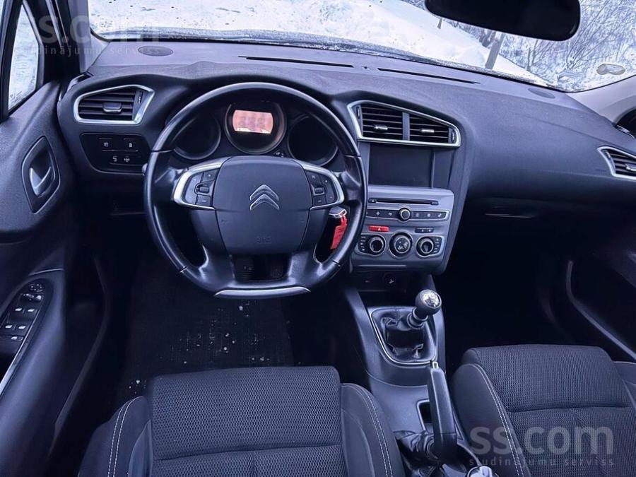 Pelēks Citroen C4 2018 Rīga, ar dzinēja tilpumu 1.60 L un nobraukumu 215 tūkst. km par 4500 €, foto 8 vietnē AUTOMOTO.COM.LV