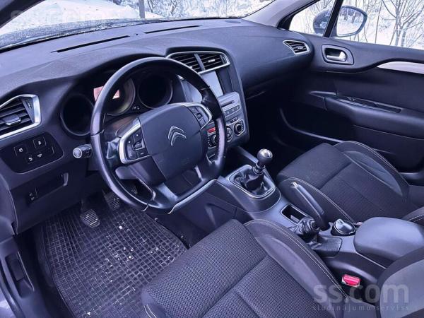 Pelēks Citroen C4 2018 Rīga, ar dzinēja tilpumu 1.60 L un nobraukumu 215 tūkst. km par 4500 €, foto 10 vietnē AUTOMOTO.COM.LV