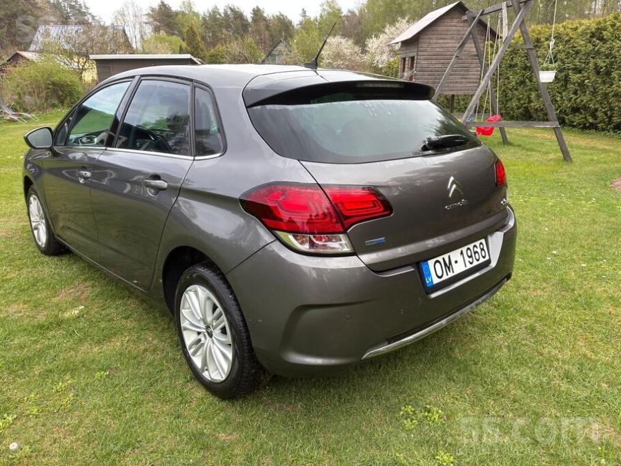 Pelēks Citroen C4 2018 Rīga, ar dzinēja tilpumu 1.60 L un nobraukumu 216 tūkst. km par 5750 €, foto 7 vietnē AUTOMOTO.COM.LV