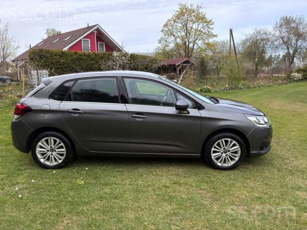 Grey Citroen C4 2018 in Riga, with an engine capacity of 1.60 L and mileage of 216 thousand km for 5750 €, photo 7 on AUTOMOTO.COM.LV