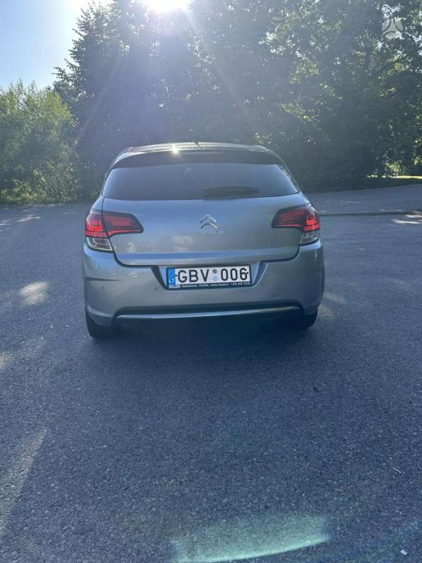 Grey Citroen C4 2018 in Kaunas, with an engine capacity of 1.20 L and mileage of 65 thousand km for 6200 €, photo 3 on AUTOMOTO.COM.LV