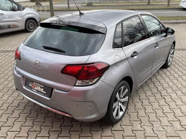 Pelēks Citroen C4 2018 Ogre, ar dzinēja tilpumu 1.60 L un nobraukumu 130 tūkst. km par 7390 €, foto 6 vietnē AUTOMOTO.COM.LV