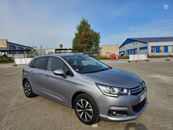 Pelēks Citroen C4 2018 Jurbarkas, ar dzinēja tilpumu 1.20 L un nobraukumu 210 tūkst. km par 4000 €, foto 6 vietnē AUTOMOTO.COM.LV
