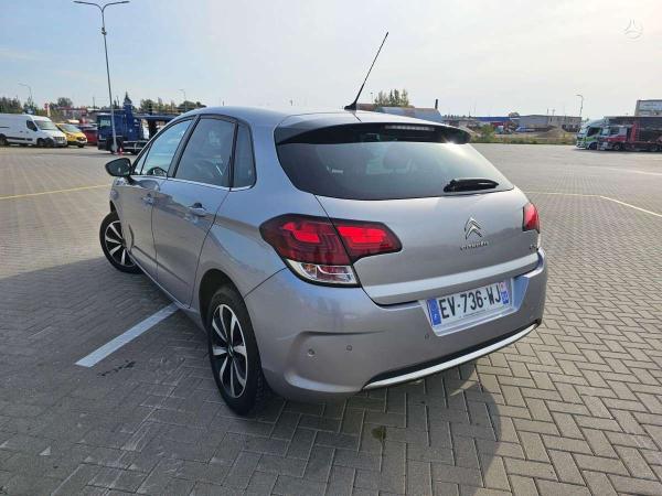Pelēks Citroen C4 2018 Jurbarkas, ar dzinēja tilpumu 1.20 L un nobraukumu 210 tūkst. km par 4000 €, foto 9 vietnē AUTOMOTO.COM.LV