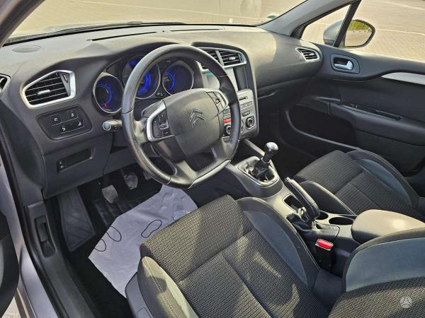 Pelēks Citroen C4 2018 Jurbarkas, ar dzinēja tilpumu 1.20 L un nobraukumu 210 tūkst. km par 4000 €, foto 11 vietnē AUTOMOTO.COM.LV