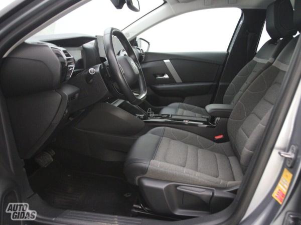Grey Citroen C4 2021 in Vilnius, with an engine capacity of 1.50 L and mileage of 100 thousand km for 15199 €, photo 4 on AUTOMOTO.COM.LV