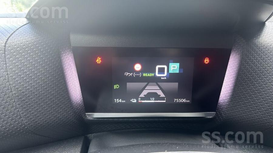 Pelēks Citroen C4 2021 Rīga, ar dzinēja tilpumu 1.60 L un nobraukumu 76 tūkst. km par 17500 €, foto 6 vietnē AUTOMOTO.COM.LV