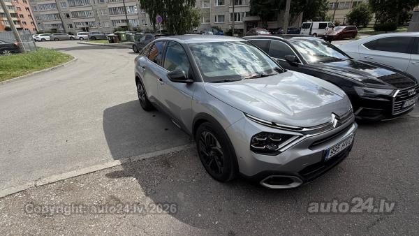 Pelēks Citroen C4 2021 Tallina, ar dzinēja tilpumu 1.50 L un nobraukumu 38 tūkst. km par 15000 €, foto 4 vietnē AUTOMOTO.COM.LV