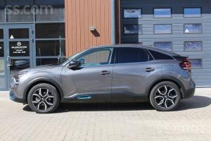 Grey Citroen C4 2021 in Riga, with an engine capacity of 1.60 L and mileage of 77 thousand km for 17490 €, photo 4 on AUTOMOTO.COM.LV
