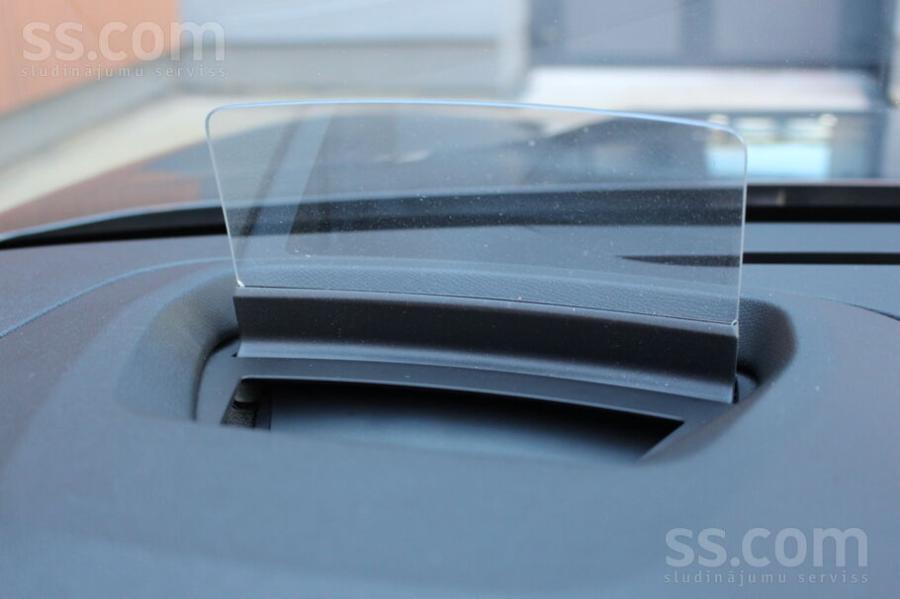 Grey Citroen C4 2021 in Riga, with an engine capacity of 1.60 L and mileage of 77 thousand km for 17490 €, photo 29 on AUTOMOTO.COM.LV