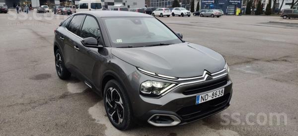 Grey Citroen C4 2022 in Riga, with an engine capacity of 1.50 L and mileage of 56 thousand km for 15900 €, photo 1 on AUTOMOTO.COM.LV