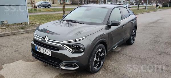 Grey Citroen C4 2022 in Riga, with an engine capacity of 1.50 L and mileage of 56 thousand km for 15900 €, photo 2 on AUTOMOTO.COM.LV