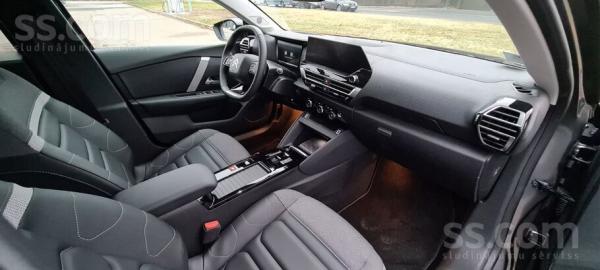 Grey Citroen C4 2022 in Riga, with an engine capacity of 1.50 L and mileage of 56 thousand km for 15900 €, photo 8 on AUTOMOTO.COM.LV
