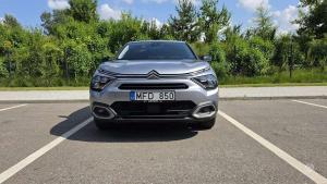 Серый Ситроен С4 2022 в Вильнюс, объемом двигателя 1.50 л и пробегом 132 тыс. км за 13500 €, фото 3 на AUTOMOTO.COM.LV