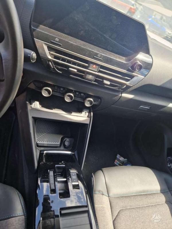 Grey Citroen C4 2022 in Kaunas, with an engine capacity of 1.20 L and mileage of 74 thousand km for 9200 €, photo 8 on AUTOMOTO.COM.LV