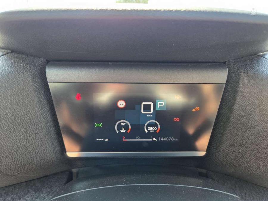 Pelēks Citroen C4 2022 Tauragė, ar dzinēja tilpumu 1.50 L un nobraukumu 144 tūkst. km par 11300 €, foto 22 vietnē AUTOMOTO.COM.LV
