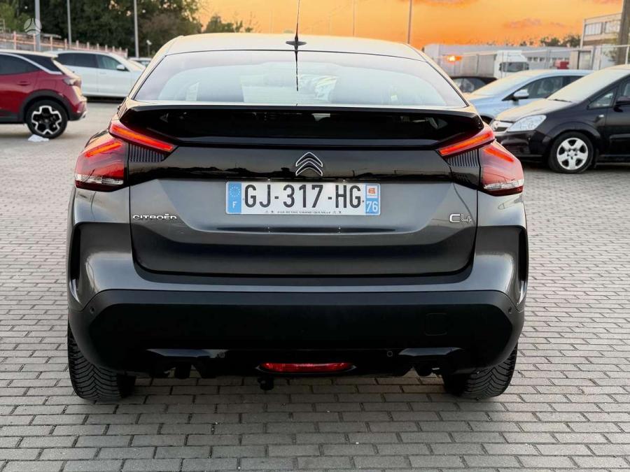 Grey Citroen C4 2022 in Marijampole, with an engine capacity of 1.20 L and mileage of 130 thousand km for 11979 €, photo 12 on AUTOMOTO.COM.LV