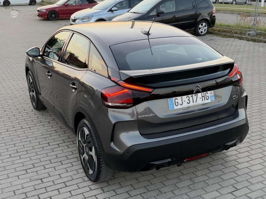 Grey Citroen C4 2022 in Marijampole, with an engine capacity of 1.20 L and mileage of 130 thousand km for 11979 €, photo 15 on AUTOMOTO.COM.LV