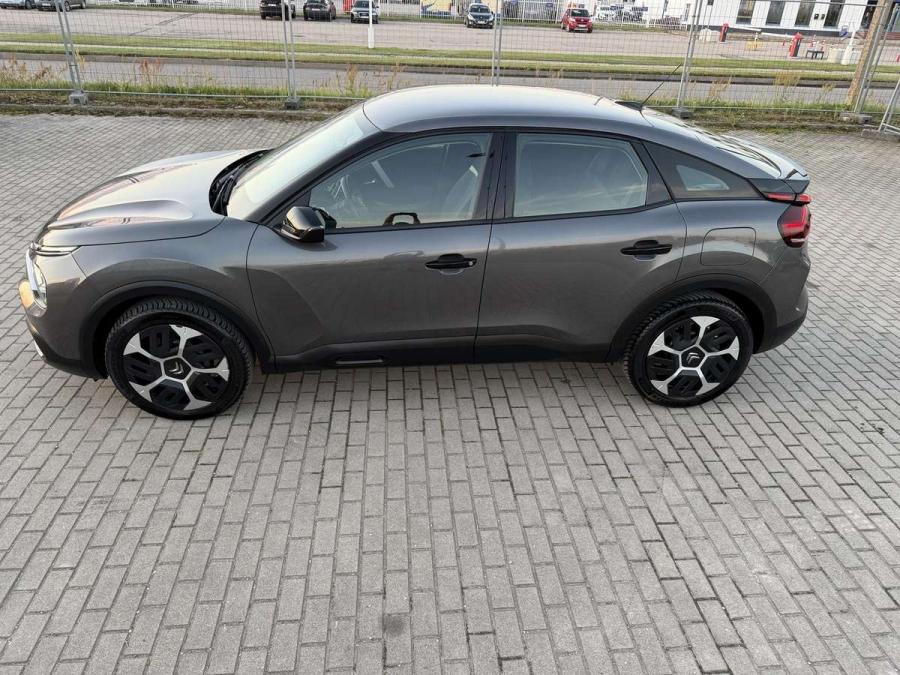 Grey Citroen C4 2022 in Marijampole, with an engine capacity of 1.20 L and mileage of 130 thousand km for 11979 €, photo 17 on AUTOMOTO.COM.LV