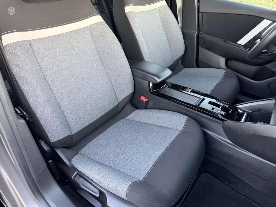 Grey Citroen C4 2022 in Marijampole, with an engine capacity of 1.20 L and mileage of 130 thousand km for 11979 €, photo 23 on AUTOMOTO.COM.LV