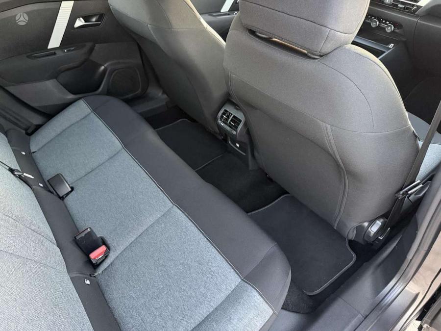 Grey Citroen C4 2022 in Marijampole, with an engine capacity of 1.20 L and mileage of 130 thousand km for 11979 €, photo 26 on AUTOMOTO.COM.LV