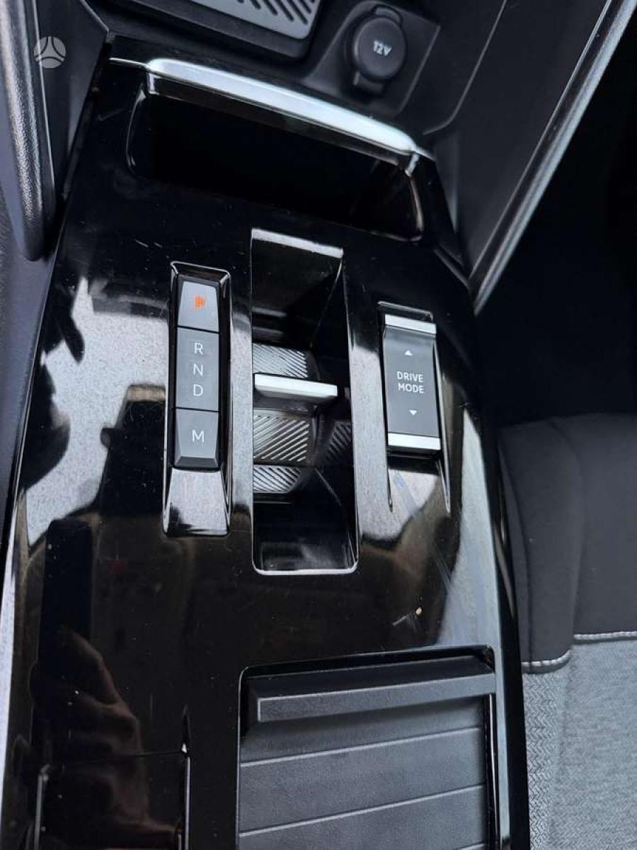 Grey Citroen C4 2022 in Marijampole, with an engine capacity of 1.20 L and mileage of 130 thousand km for 11979 €, photo 31 on AUTOMOTO.COM.LV