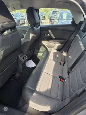 Pelēks Citroen C4 2022 Viļņa, ar dzinēja tilpumu 1.20 L un nobraukumu 144 tūkst. km par 9999 €, foto 10 vietnē AUTOMOTO.COM.LV
