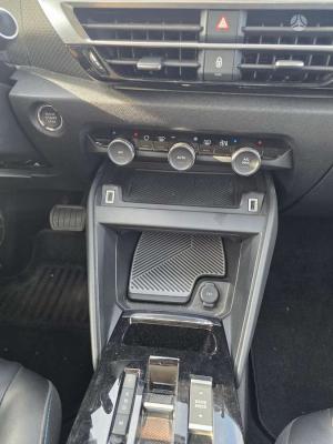 Pelēks Citroen C4 2022 Viļņa, ar dzinēja tilpumu 1.20 L un nobraukumu 144 tūkst. km par 9999 €, foto 14 vietnē AUTOMOTO.COM.LV