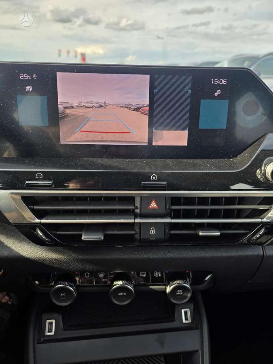 Pelēks Citroen C4 2022 Viļņa, ar dzinēja tilpumu 1.20 L un nobraukumu 144 tūkst. km par 9999 €, foto 15 vietnē AUTOMOTO.COM.LV