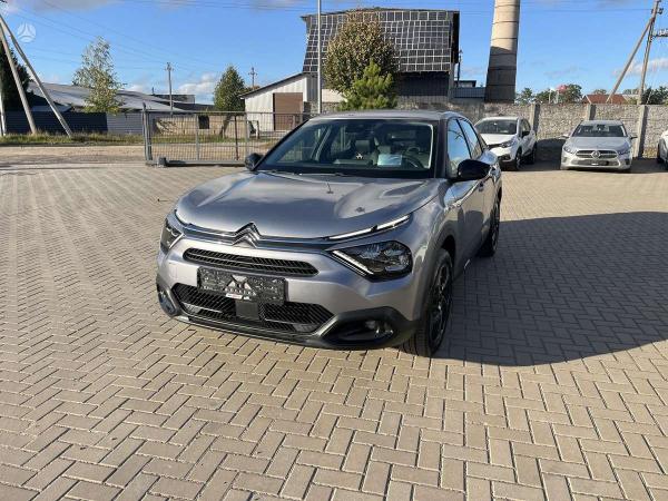 Grey Citroen C4 2022 in Taurage, with an engine capacity of 1.50 L and mileage of 82 thousand km for 11000 €, photo 4 on AUTOMOTO.COM.LV