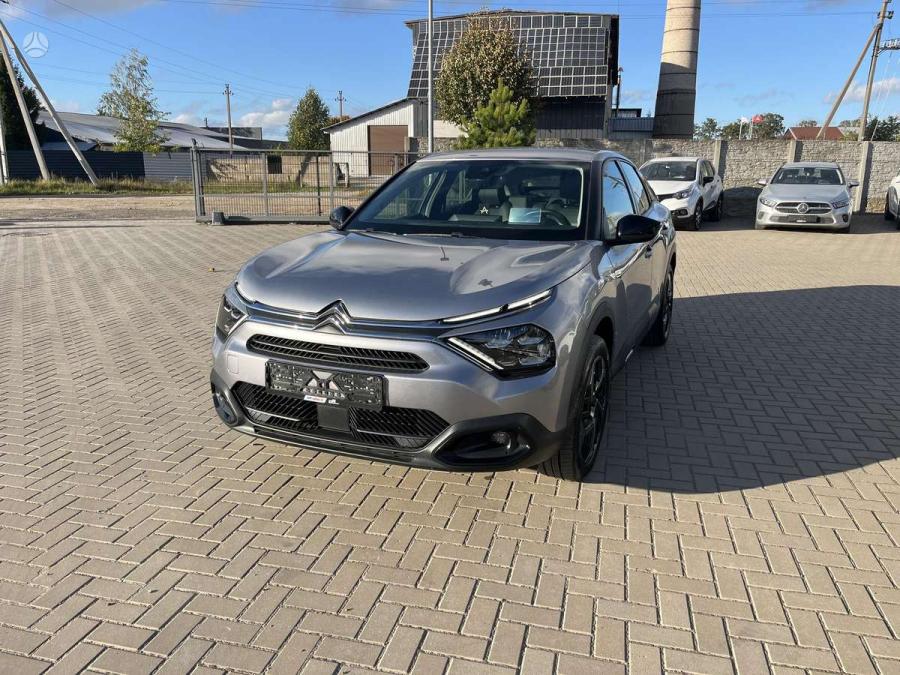 Grey Citroen C4 2022 in Taurage, with an engine capacity of 1.50 L and mileage of 82 thousand km for 11000 €, photo 4 on AUTOMOTO.COM.LV