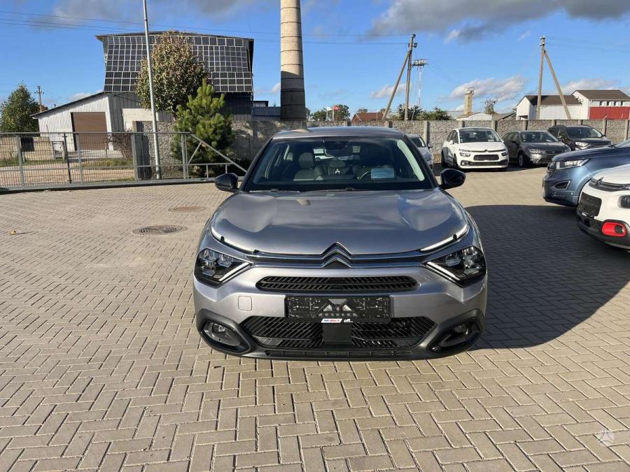 Grey Citroen C4 2022 in Taurage, with an engine capacity of 1.50 L and mileage of 82 thousand km for 11000 €, photo 5 on AUTOMOTO.COM.LV