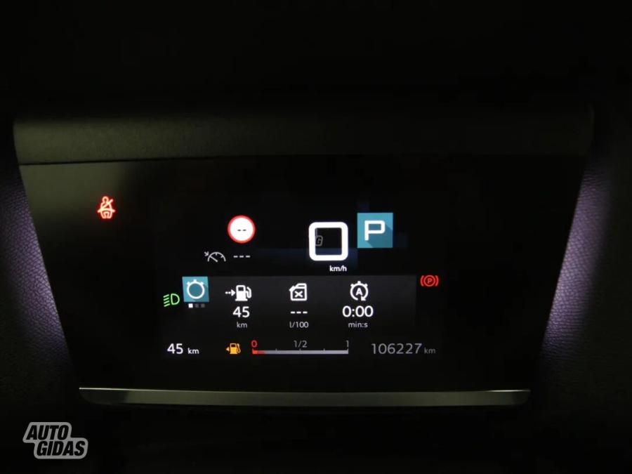 Grey Citroen C4 2023 in Vilnius, with an engine capacity of 1.50 L and mileage of 106 thousand km for 16199 €, photo 20 on AUTOMOTO.COM.LV