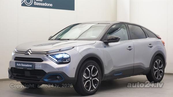 Pelēks Citroen C4 2023 Tallina, ar dzinēja tilpumu 0.00 L un nobraukumu 10 tūkst. km par 31900 €, foto 1 vietnē AUTOMOTO.COM.LV