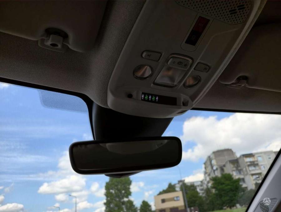 Pelēks Citroen C4 2023 Kauņa, ar dzinēja tilpumu 1.20 L un nobraukumu 72 tūkst. km par 15000 €, foto 18 vietnē AUTOMOTO.COM.LV