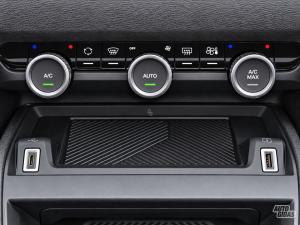 Pelēks Citroen C4 2023 Viļņa, ar dzinēja tilpumu 1.50 L un nobraukumu 36 tūkst. km par 14950 €, foto 16 vietnē AUTOMOTO.COM.LV