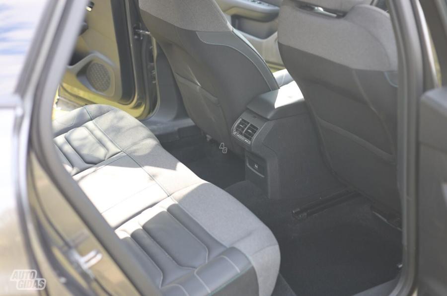 Pelēks Citroen C4 2024 Šauļi, ar dzinēja tilpumu 1.20 L un nobraukumu 33 tūkst. km par 20500 €, foto 12 vietnē AUTOMOTO.COM.LV