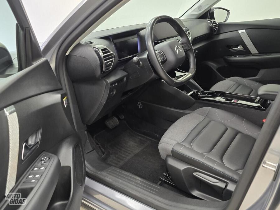 Grey Citroen C4 2024 in Vilnius, with an engine capacity of 1.20 L and mileage of 0 thousand km for 18500 €, photo 13 on AUTOMOTO.COM.LV