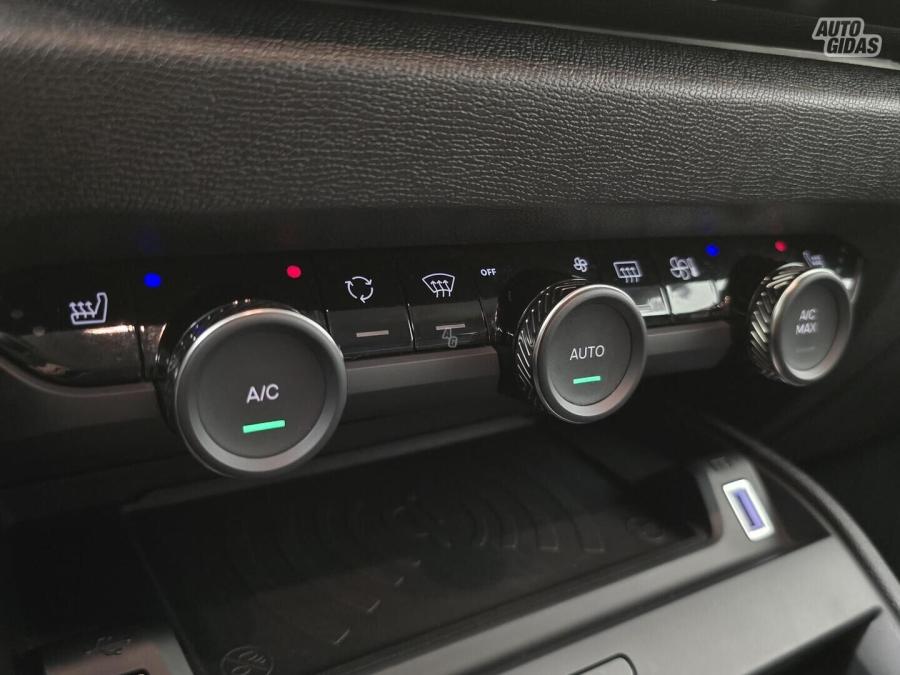 Grey Citroen C4 2024 in Vilnius, with an engine capacity of 1.20 L and mileage of 0 thousand km for 18500 €, photo 28 on AUTOMOTO.COM.LV