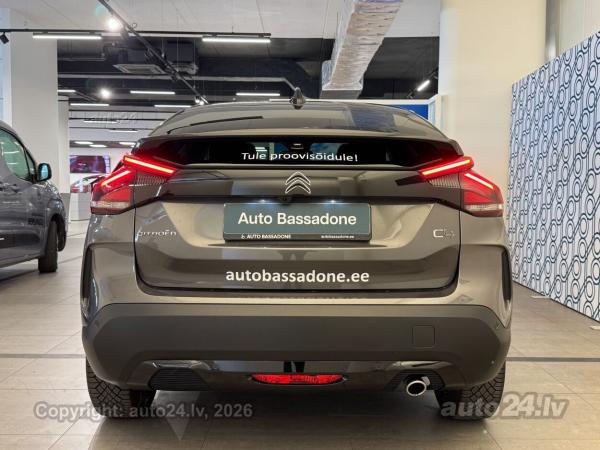 Pelēks Citroen C4 2024 Tallina, ar dzinēja tilpumu 1.50 L un nobraukumu 24 tūkst. km par 22900 €, foto 5 vietnē AUTOMOTO.COM.LV