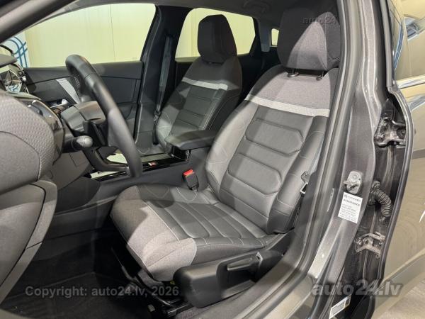 Pelēks Citroen C4 2024 Tallina, ar dzinēja tilpumu 1.50 L un nobraukumu 24 tūkst. km par 22900 €, foto 7 vietnē AUTOMOTO.COM.LV