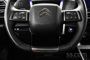Pelēks Citroen C4 2024 Rīga, ar dzinēja tilpumu 1.20 L un nobraukumu 20 tūkst. km par 18890 €, foto 21 vietnē AUTOMOTO.COM.LV